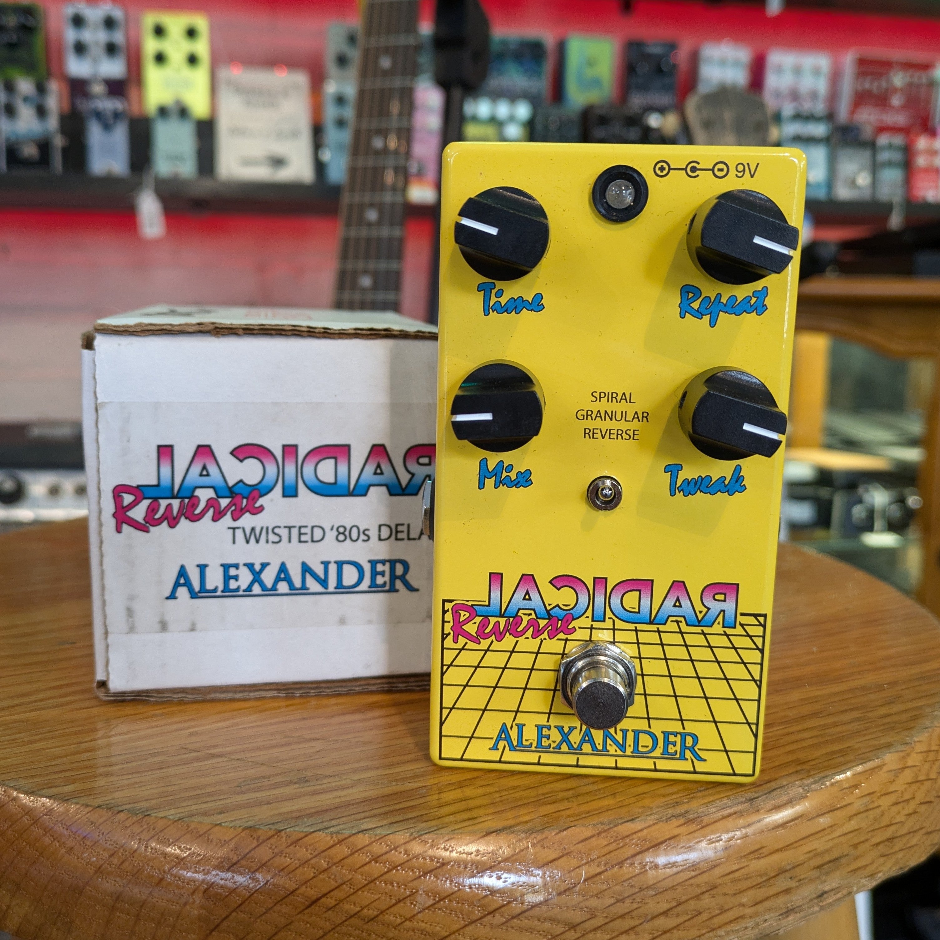Alexander Pedals Reverse Radical Delay Pedal w/Box #V6026