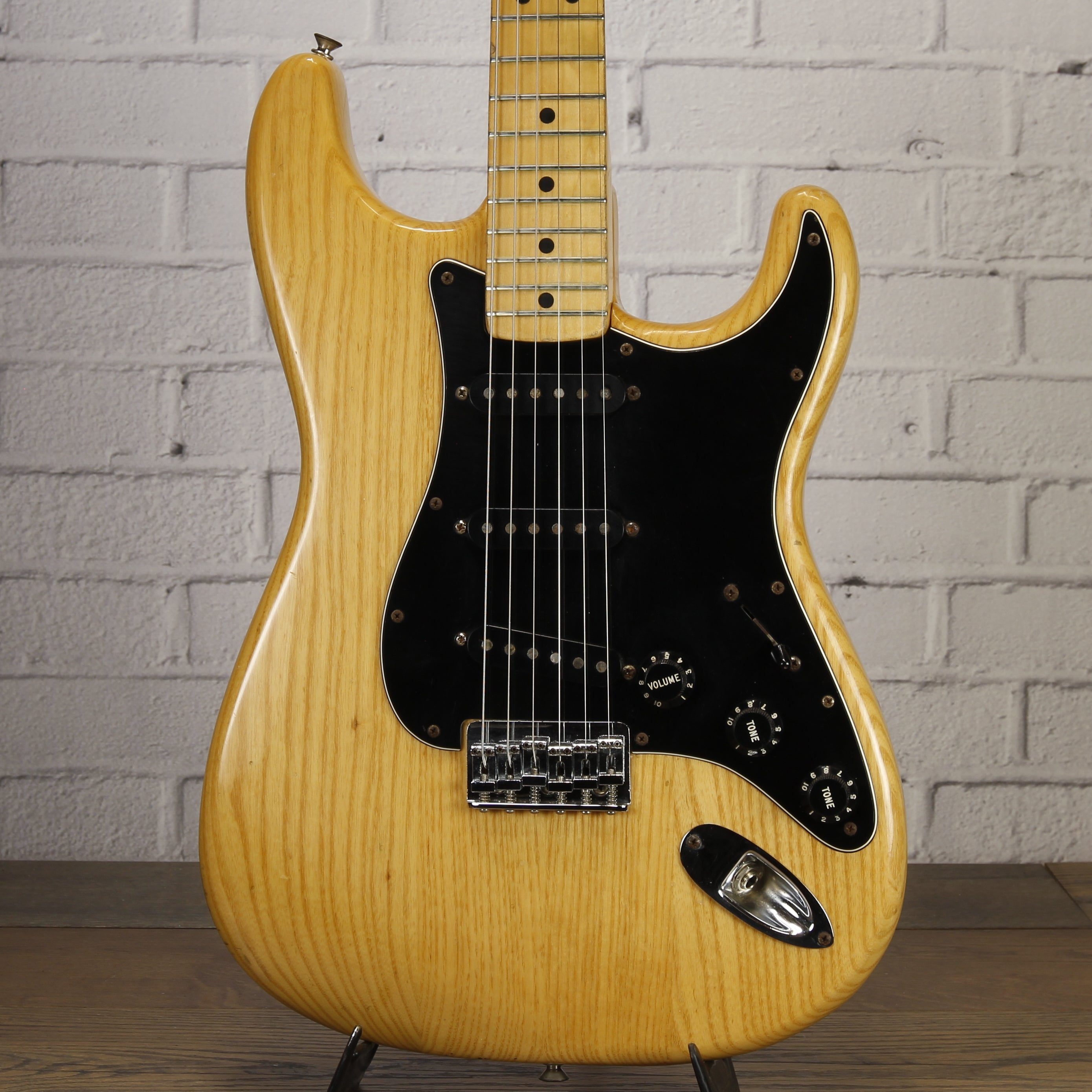 Electric Guitars – Page 2