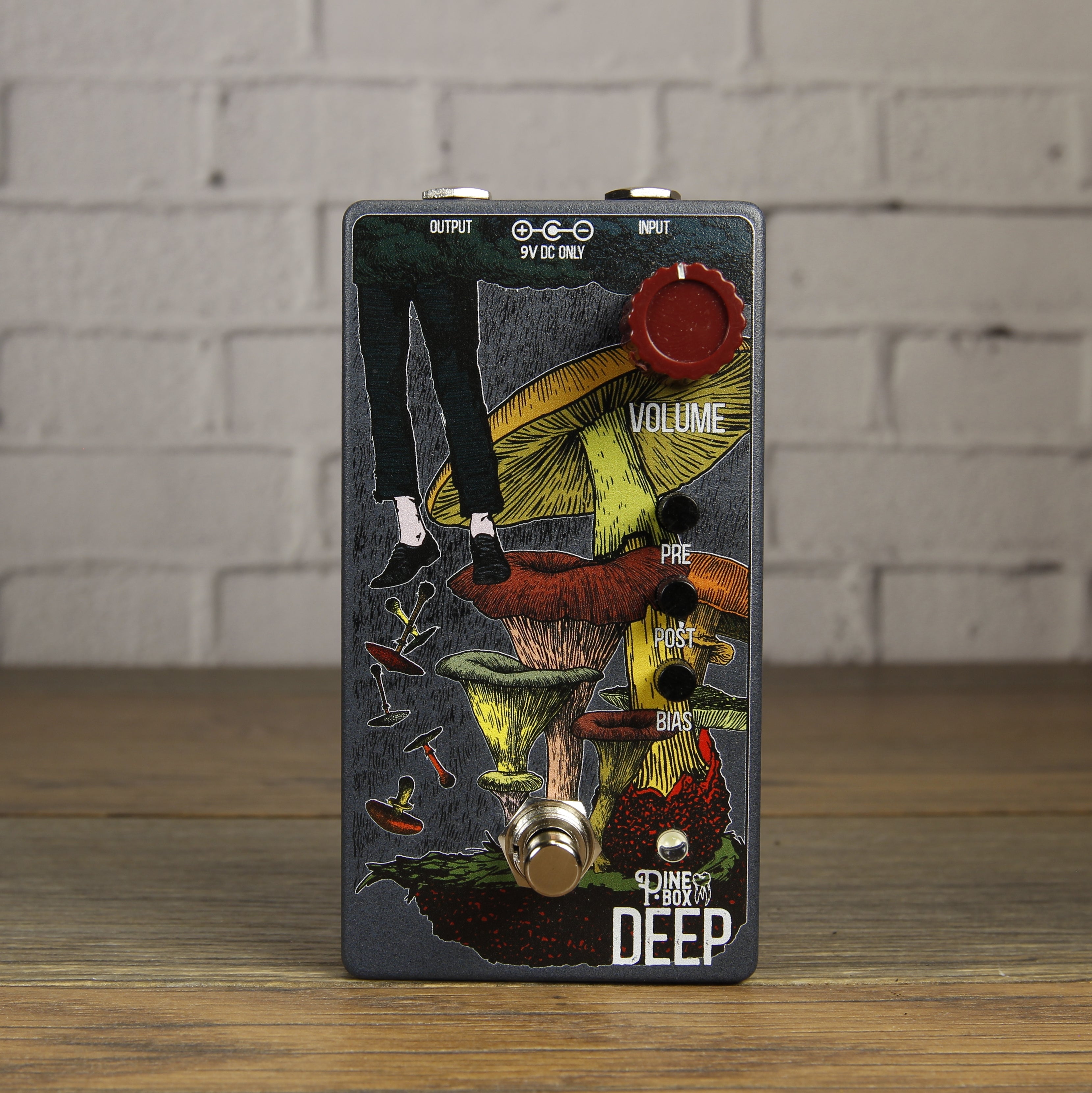 Pine Box Customs Deep V2 Medium Range Fuzz Pedal