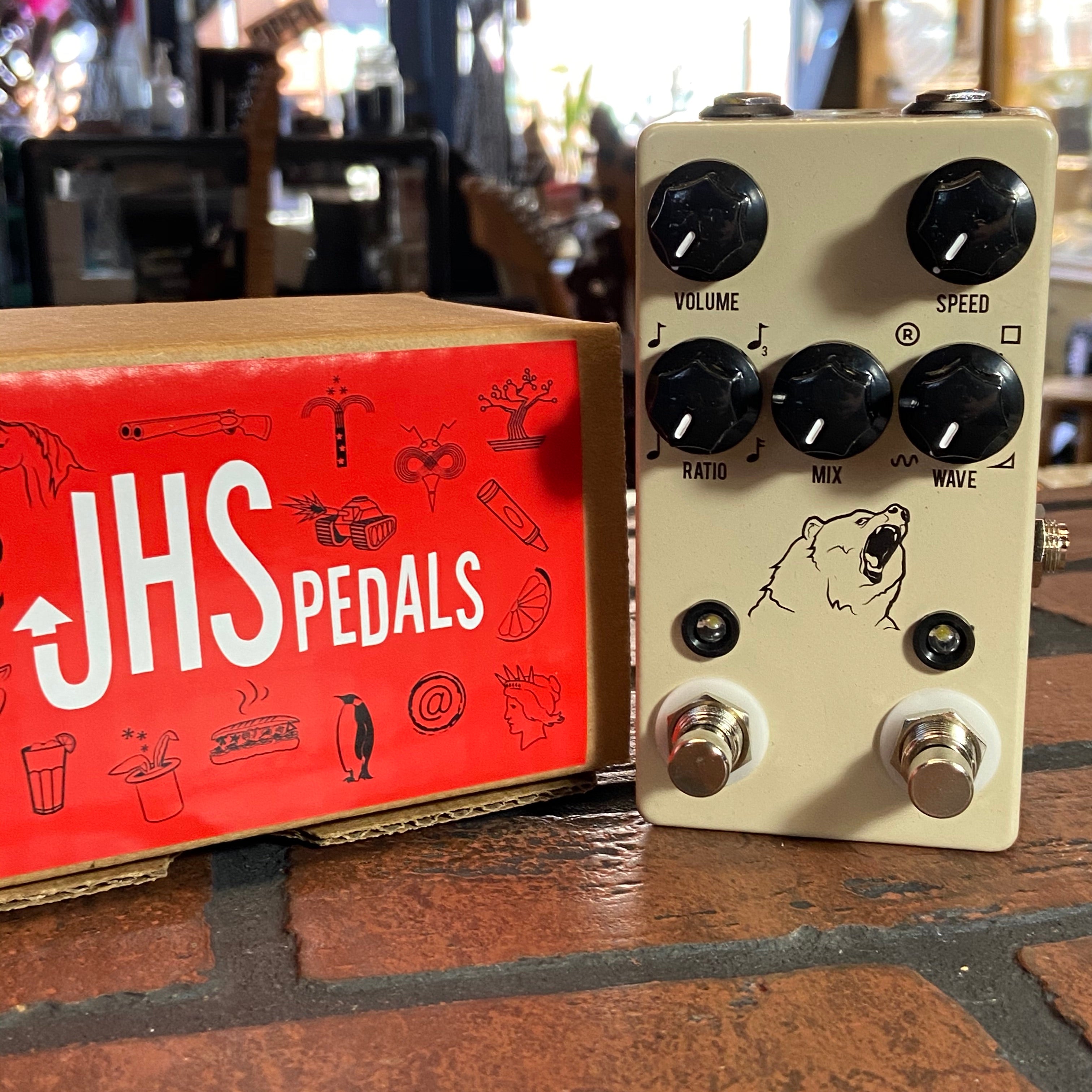 JHS Pedals Kodiak Analog Tremolo Tap Tempo Effects Pedal w/Free Shippi